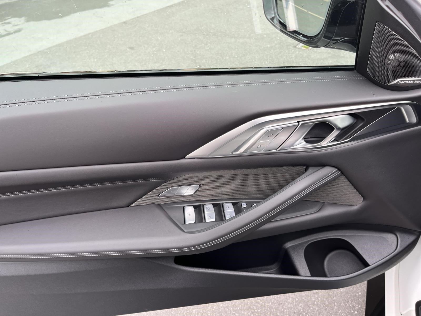 BMW M4 Competition xDrive Cabrio Cabriolet - Hedin Automotive